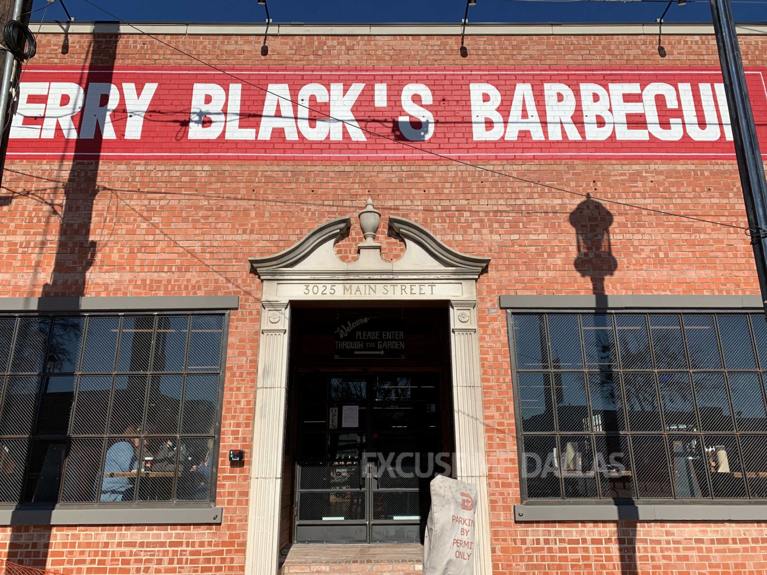 オースティンからやってきたBBQ「Terry Black’s Barbecue」 | Excuse Me Dallas