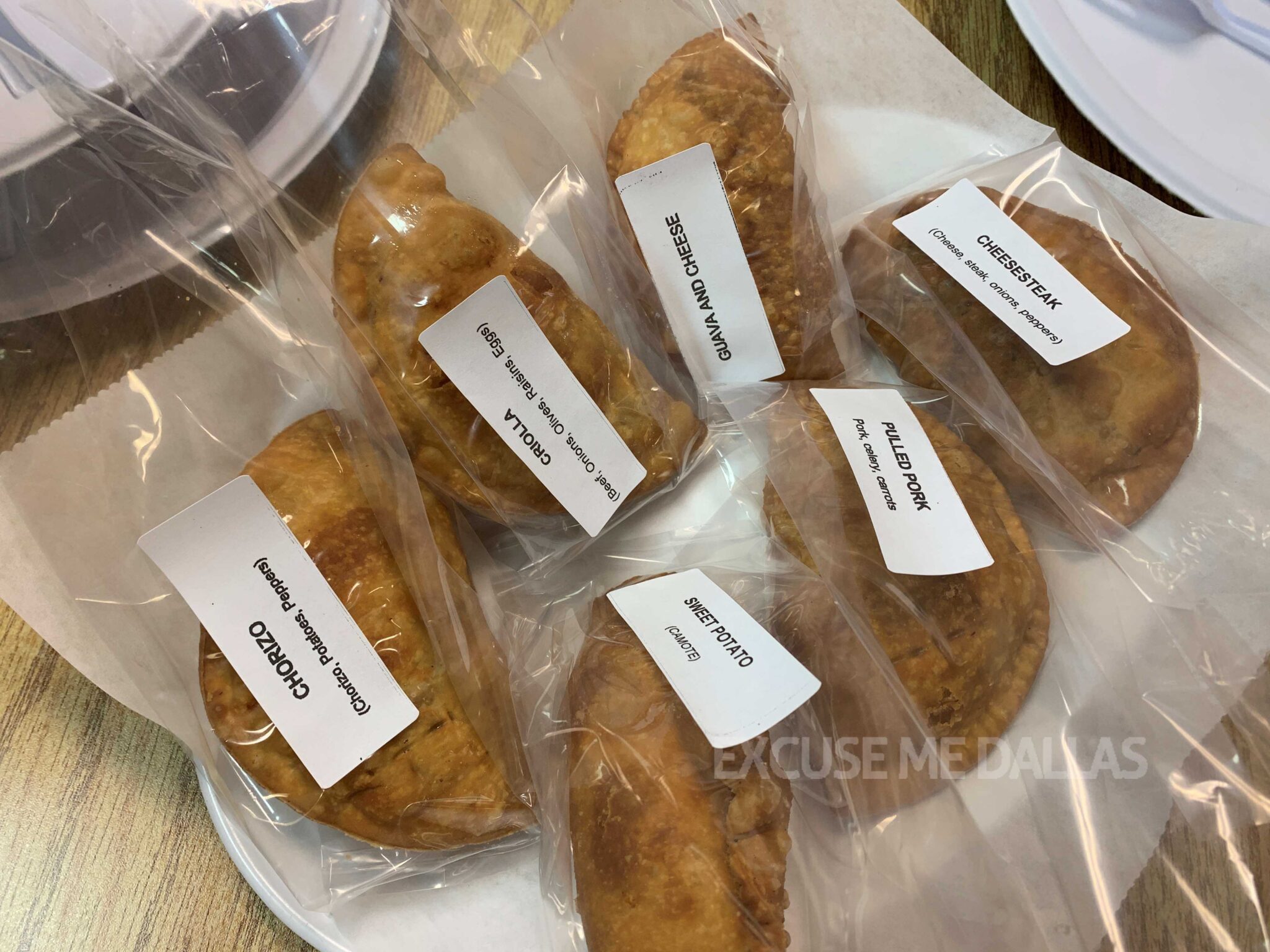 アルゼンチンの揚げパン「Empa Mundo – World of Empanadas」 | Excuse Me Dallas