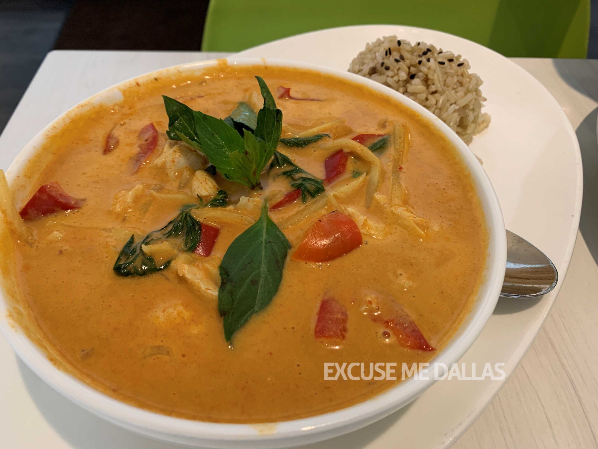 使いやすい場所にあるタイ料理レストラン「Asian Mint」 | Excuse Me Dallas