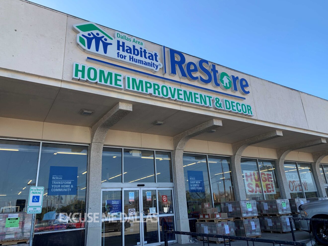 Goodwillで引き取ってもらえなかったものをドネーションしに行った！「Habitat for Humanity ReStores ...